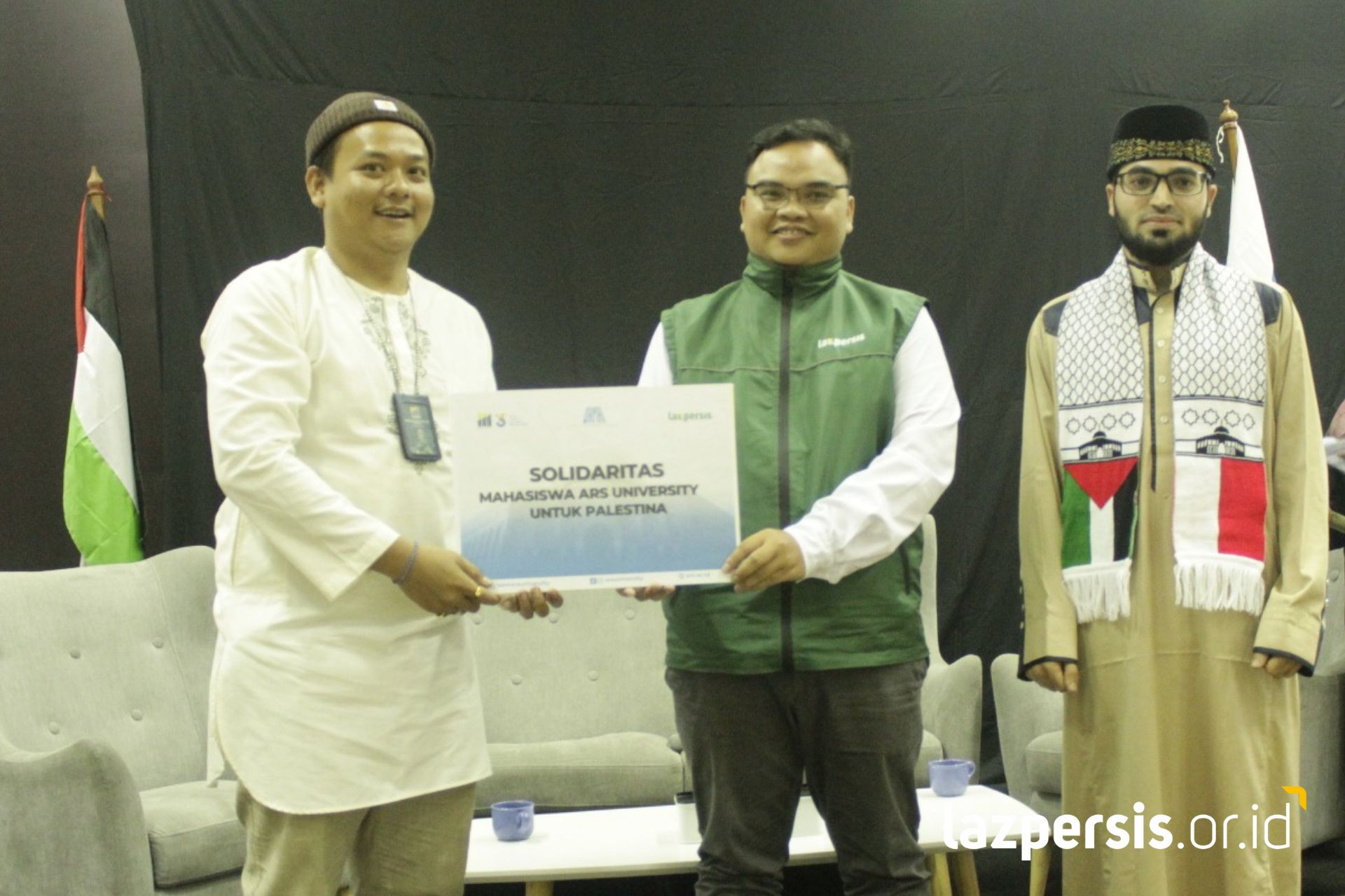 SOLIDARITAS TANPA BATAS ARS UNIVERSITY & LAZ PERSIS UNTUK KEMANUSIAAN PALESTINA